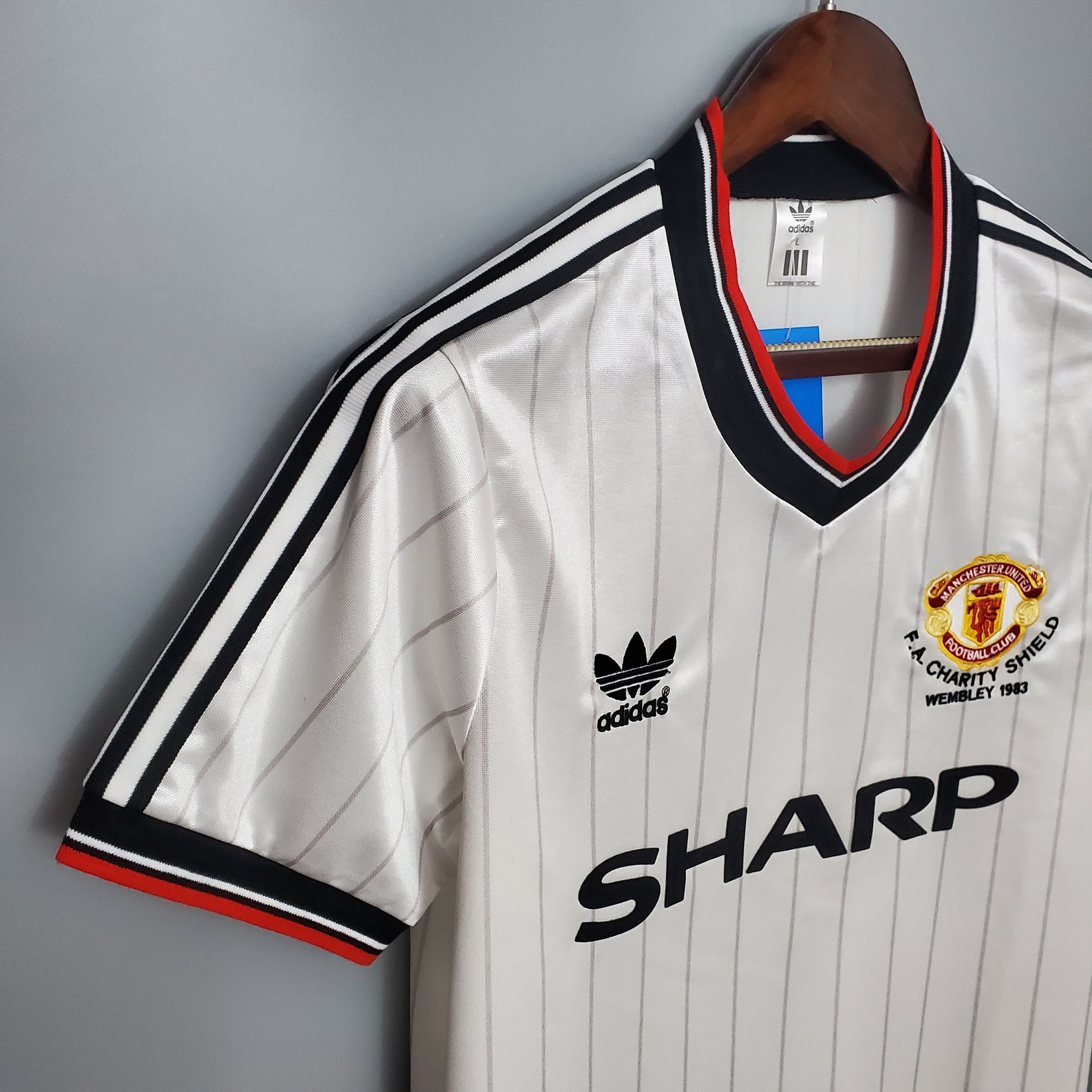 Manchester United Retro Jersey 1983 - Maxi Kits