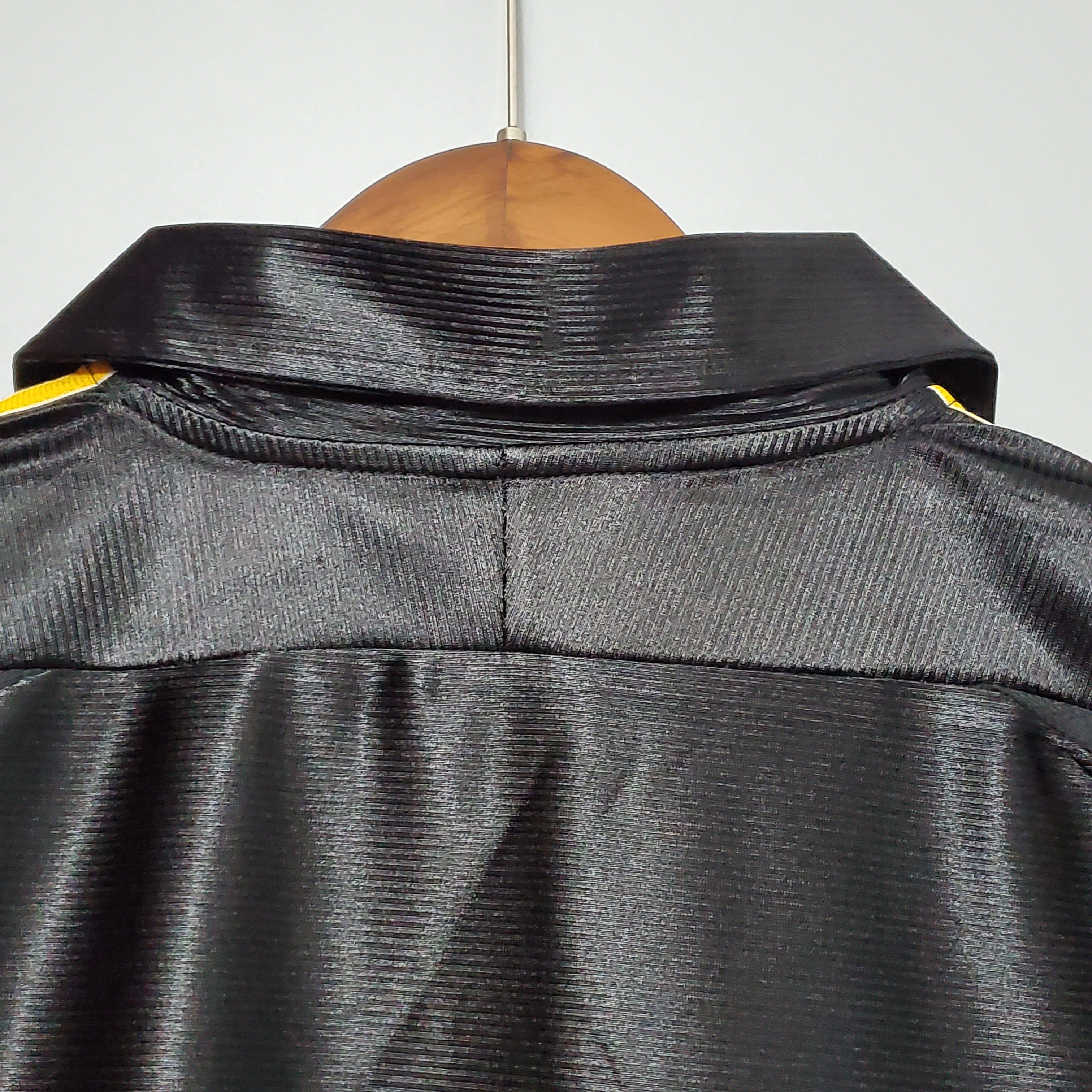 Camiseta Retro Real Madrid 98/99 - Maxis Kits