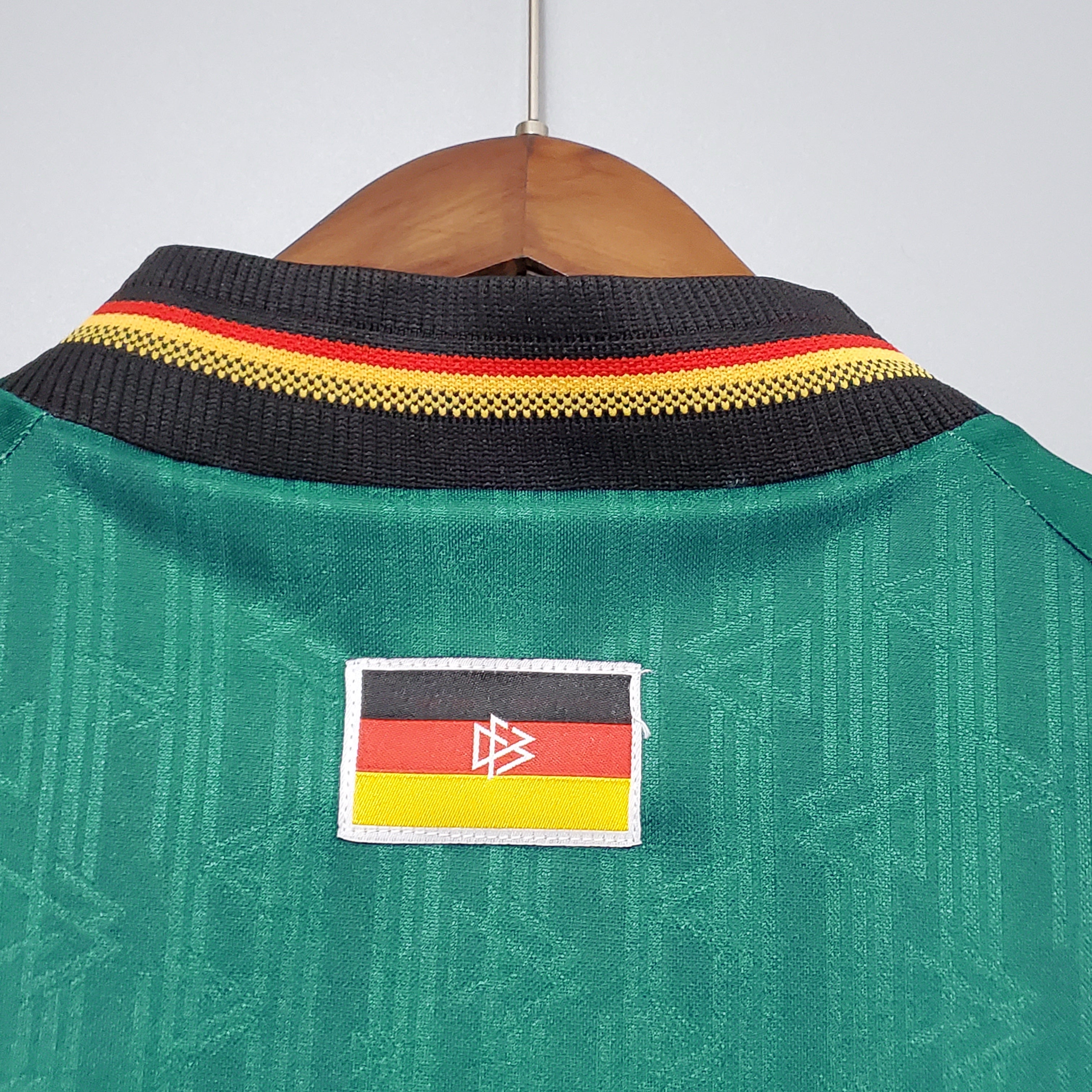 Camiseta Retro Alemania 1998 - Maxi Kits