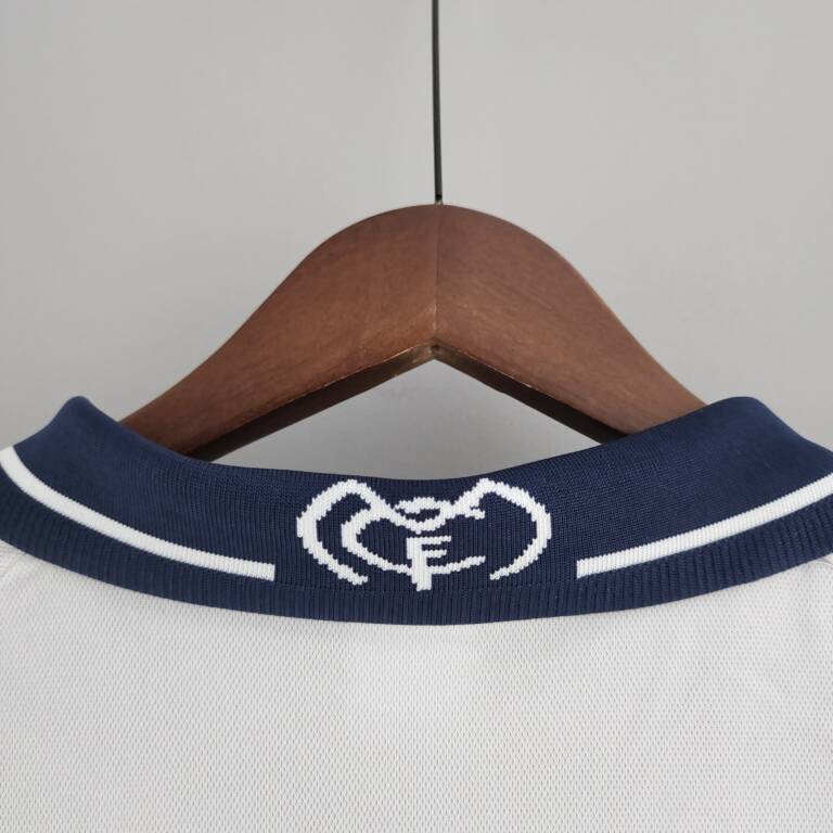 Camiseta Retro Real Madrid 00/01 - Maxi Kits