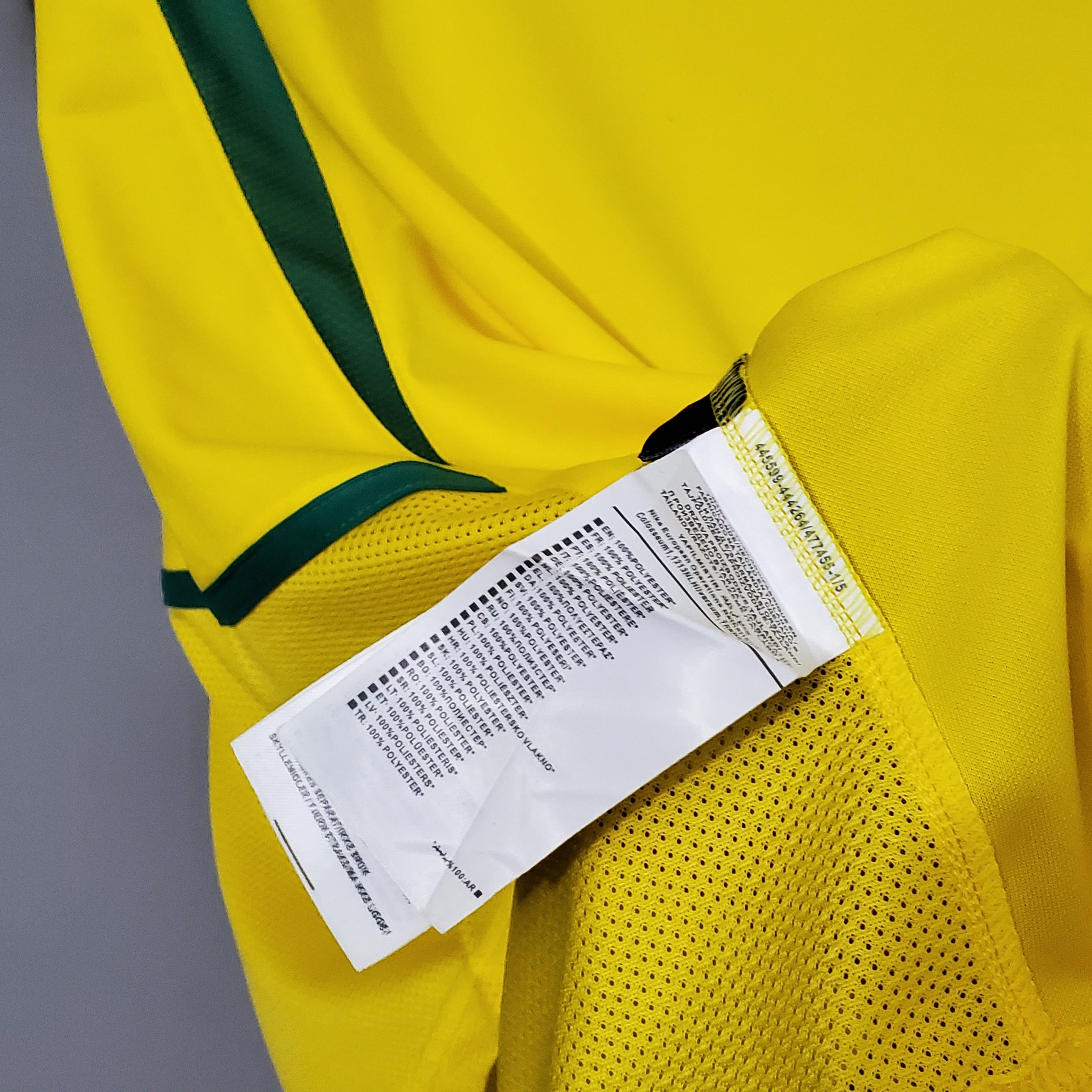 Camiseta Retro Brasil 2002 - Maxis Kits