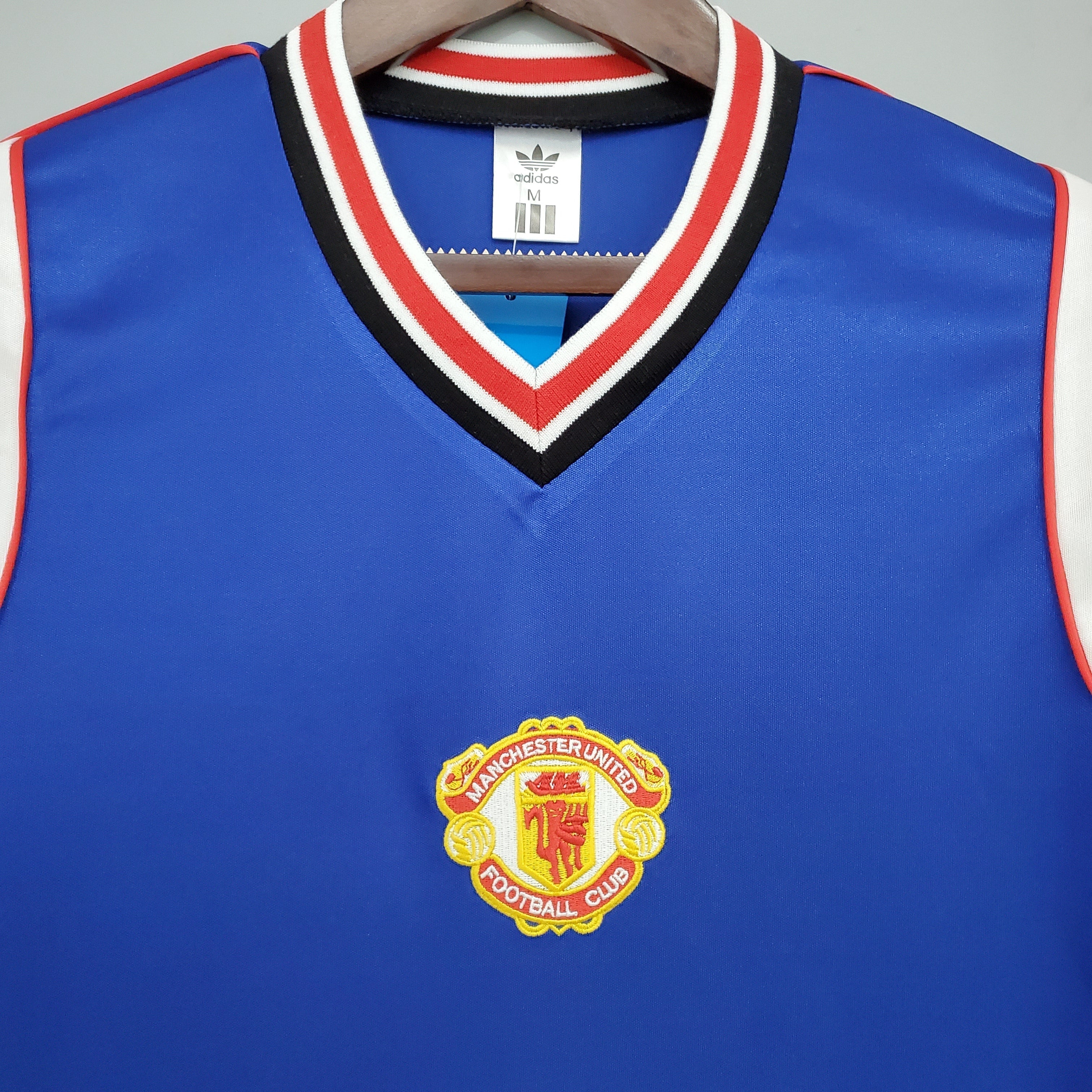 Manchester United Retro Jersey 85/86 - Maxi Kits