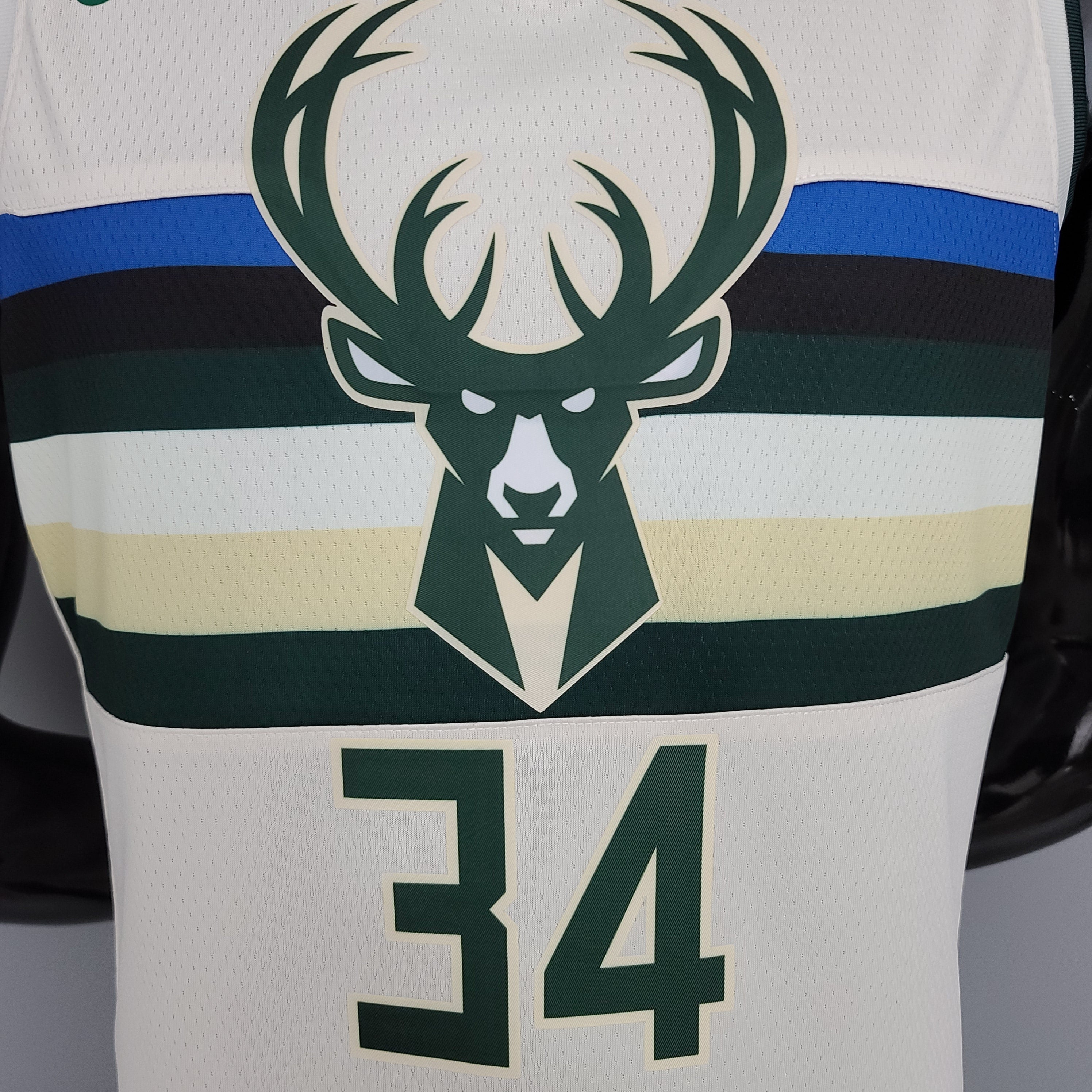 Milwaukee Bucks NBA Jersey - Maxi Kits
