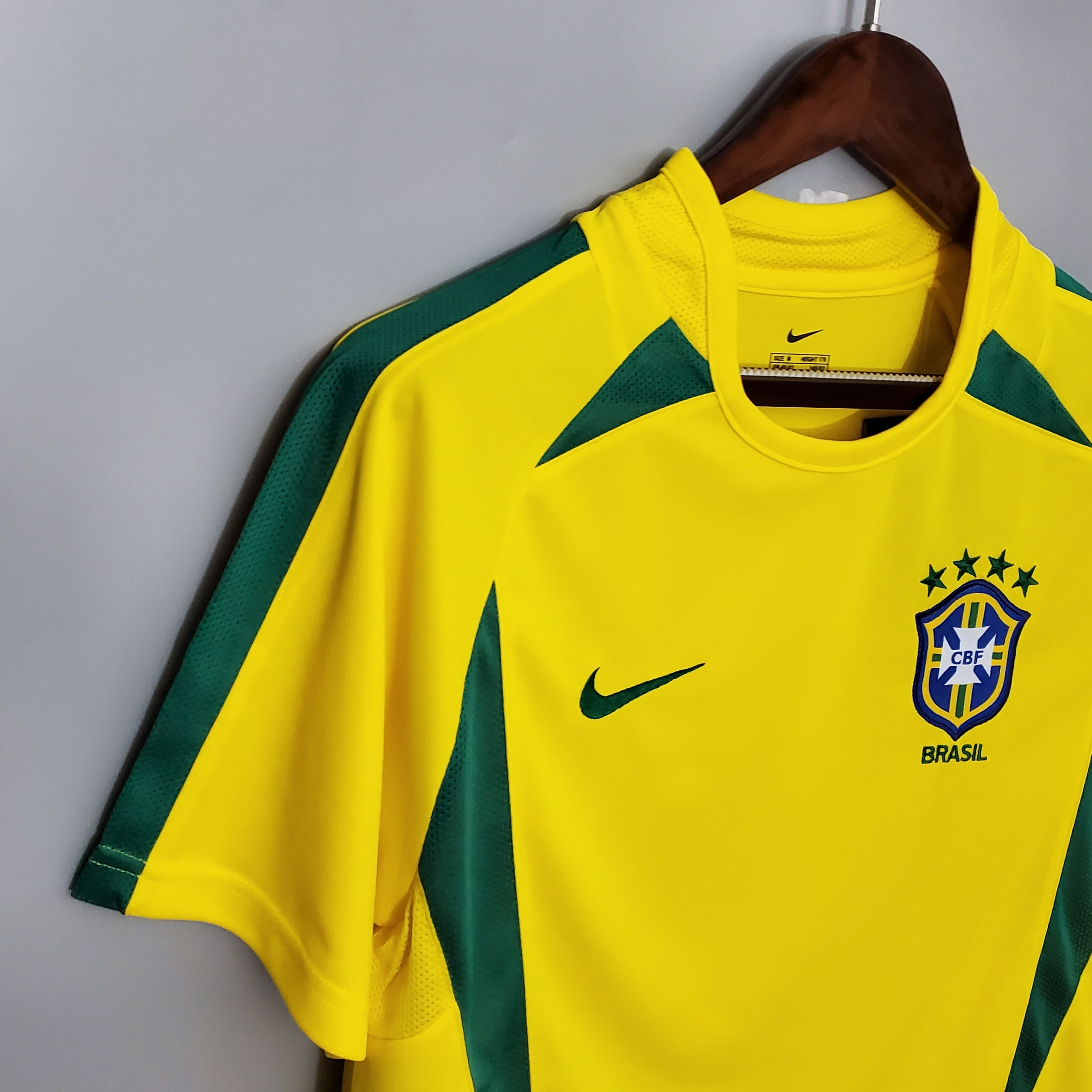 Camiseta Retro Brasil 2002 - Maxis Kits